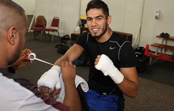 Gilberto Ramirez y Óscar Valdez ante la prensa este martes